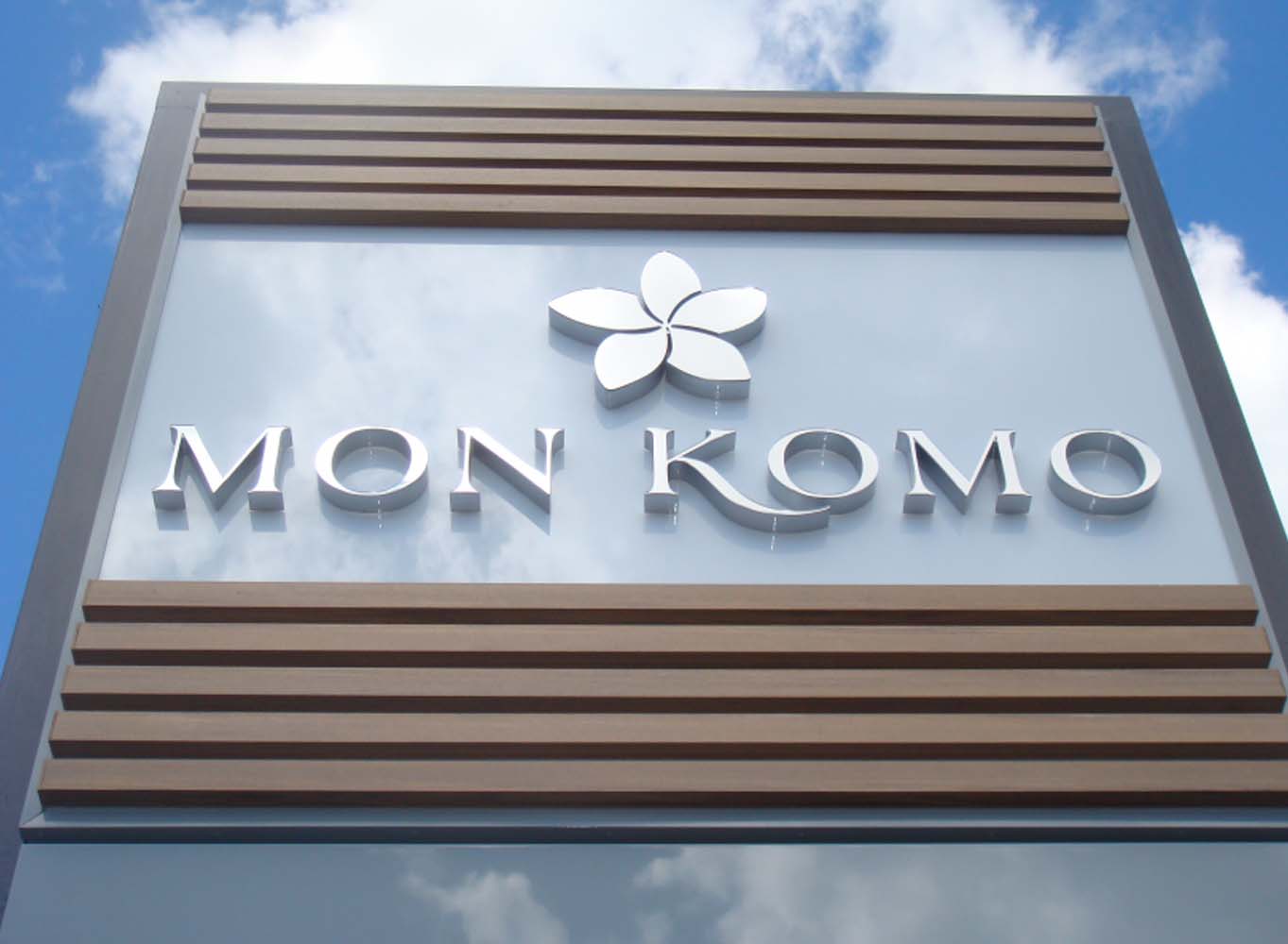 Monolith sign Maker | sign specialist in London - Elite sign & Print